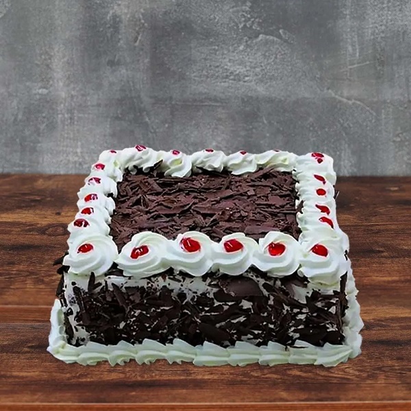 Order Square Forest Cake online | free delivery in 3 hours - Flowera