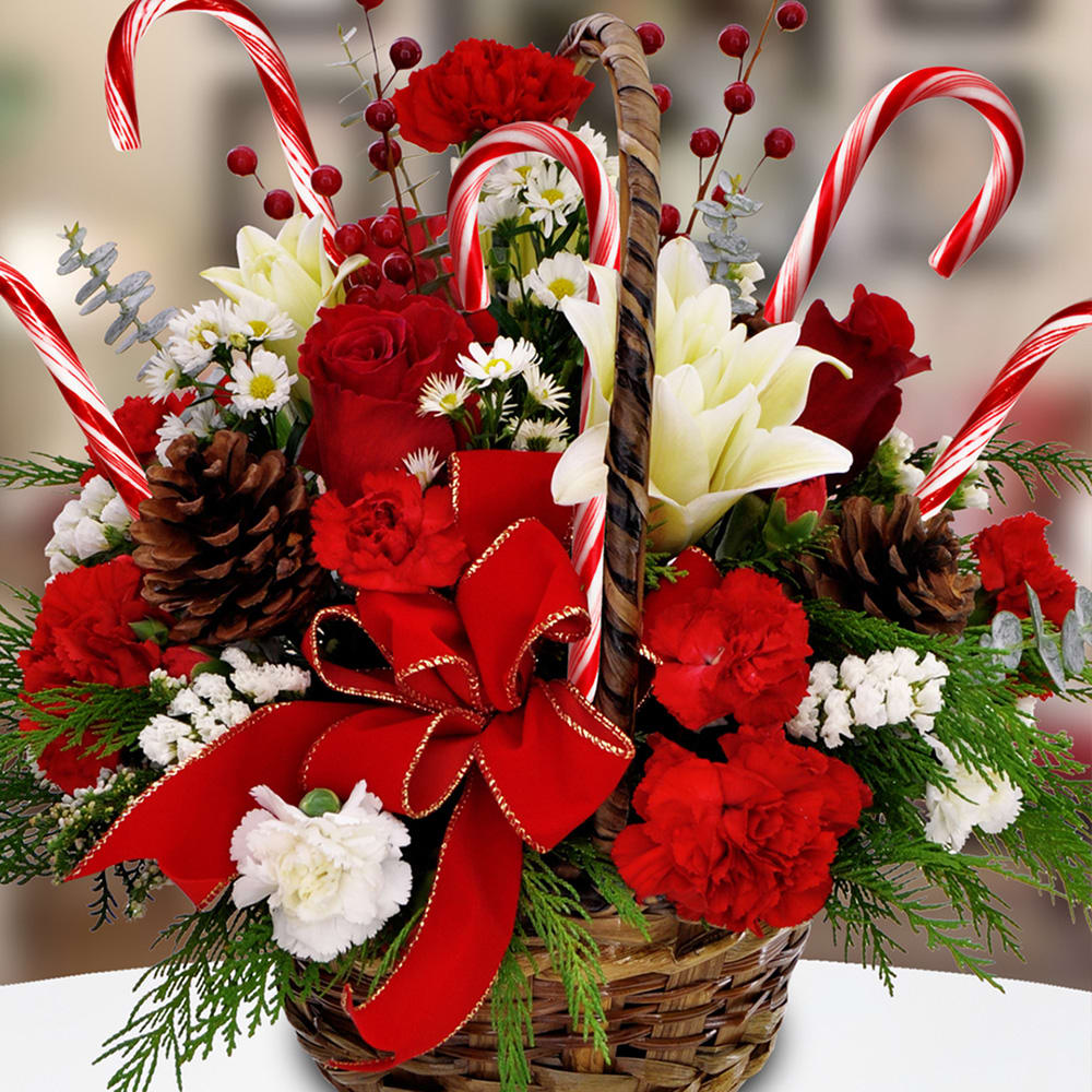 Easy Christmas Home Décor with Flowers