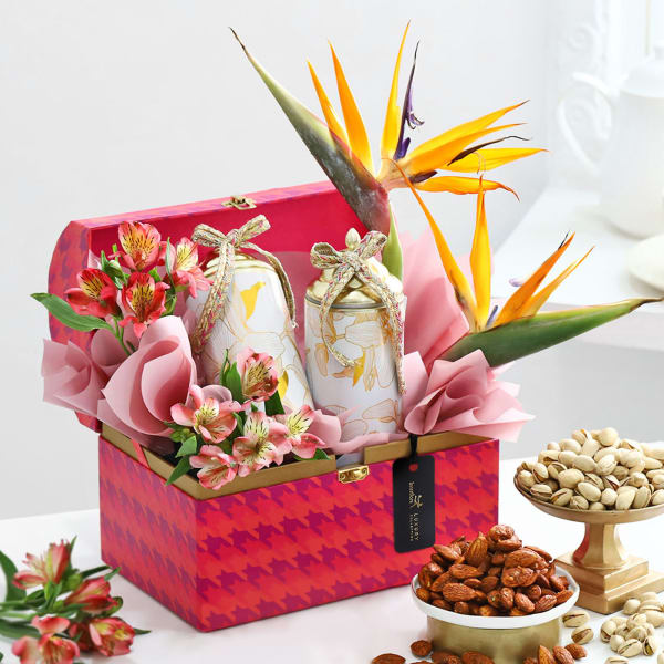 Chest of Treasures: Order Flowers Online | Interflora India