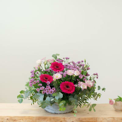 Centrepiece of Fuchsia Gerbera Daisies: Order Flowers Online ...