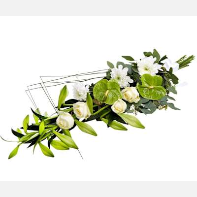 Funeral spray: Order Flowers Online | Interflora India | ID1350166