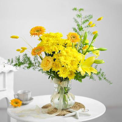 Honeydrop Petals: Order Birthday Flowers Online | Interflora India ...