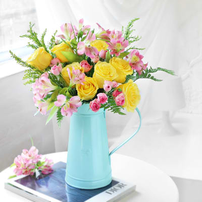 Rhythm of Blooms: Order Birthday Flowers Online | Interflora India