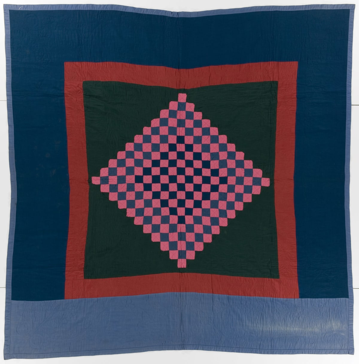 Checkerboard Diamond | International Quilt Museum - Lincoln, NE