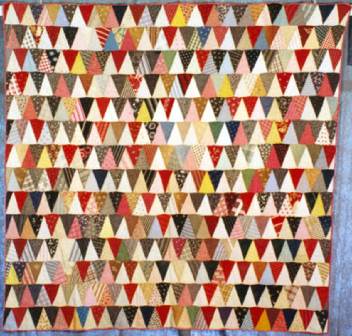 Thousand Pyramids | International Quilt Museum - Lincoln, NE
