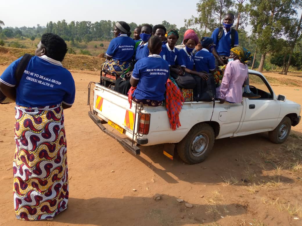 Sensibilización comunitaria para la lucha contra el VIH/SIDA en Uganda ...