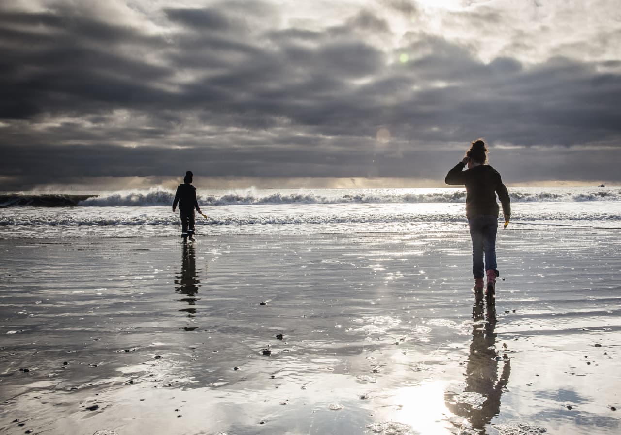 Langisandur, sandy beach in Akranes | West Iceland