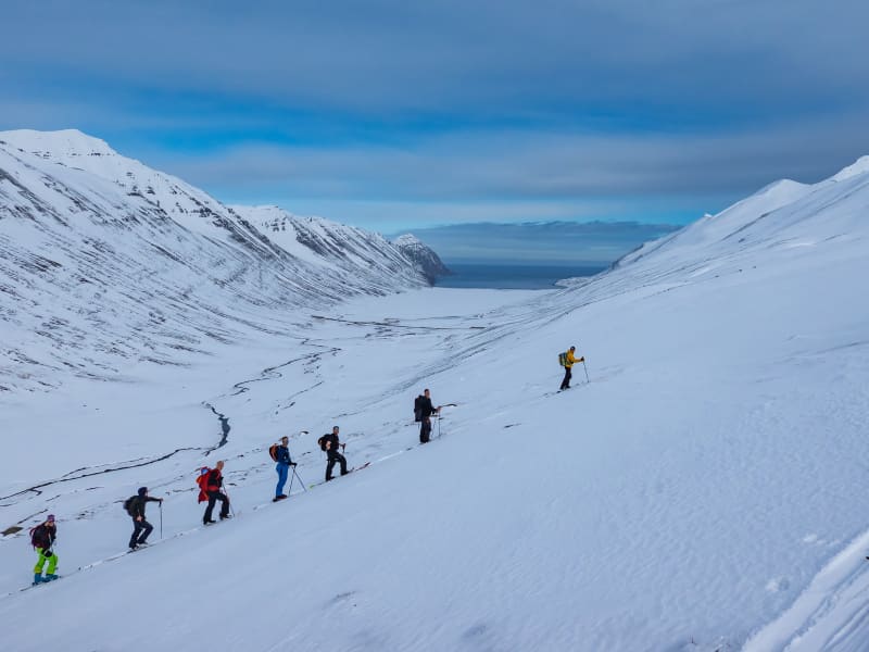 Skiing and ice skating | Visit North Iceland