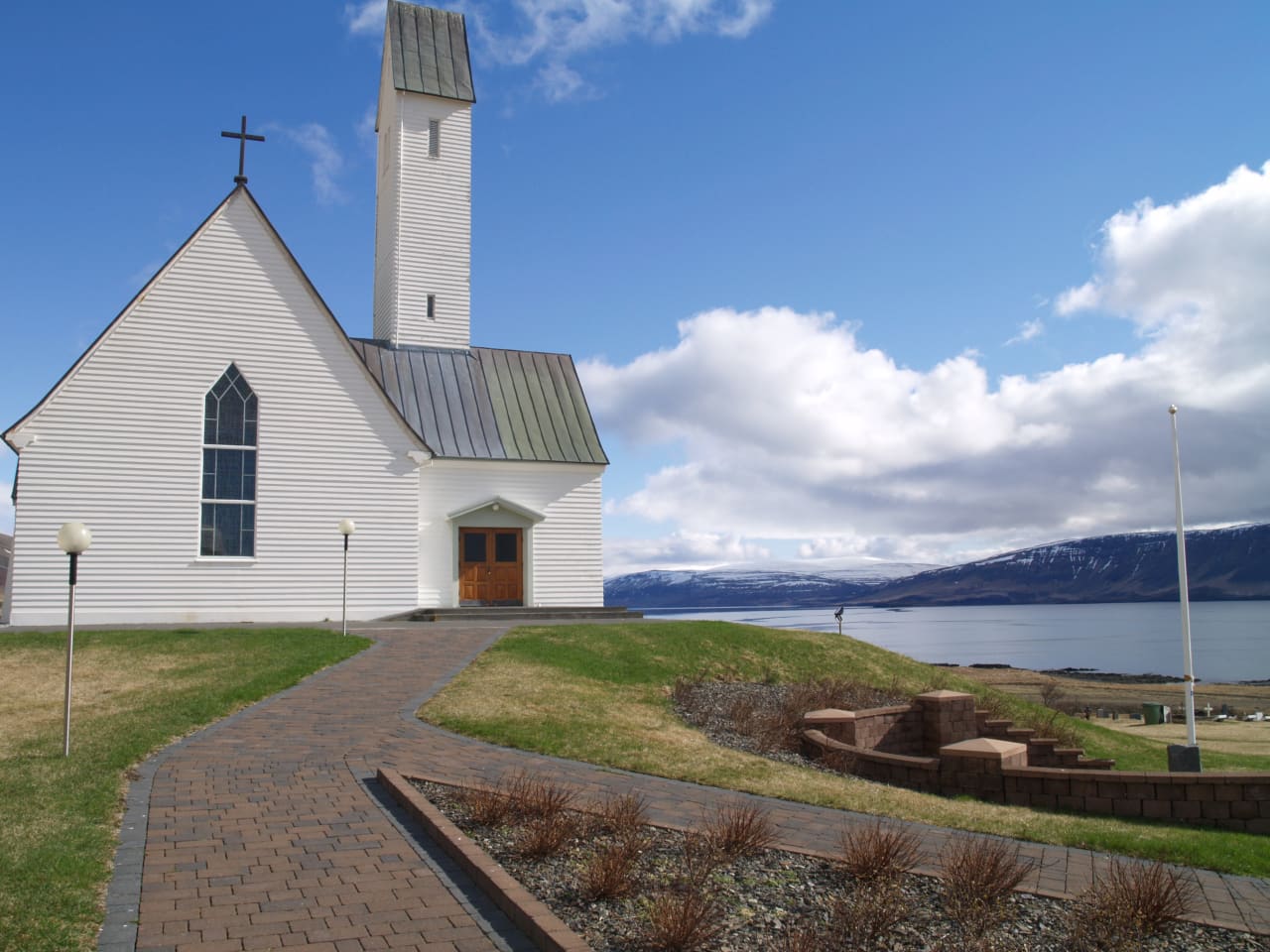 Hallgrim's Church in Hvalfjord | West Iceland