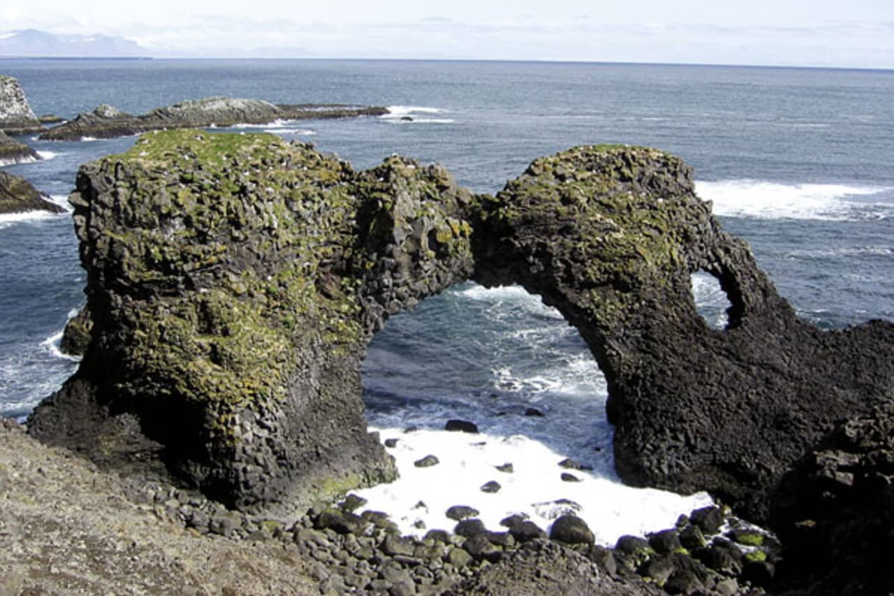 Gatklettur - Arch Rock | West Iceland