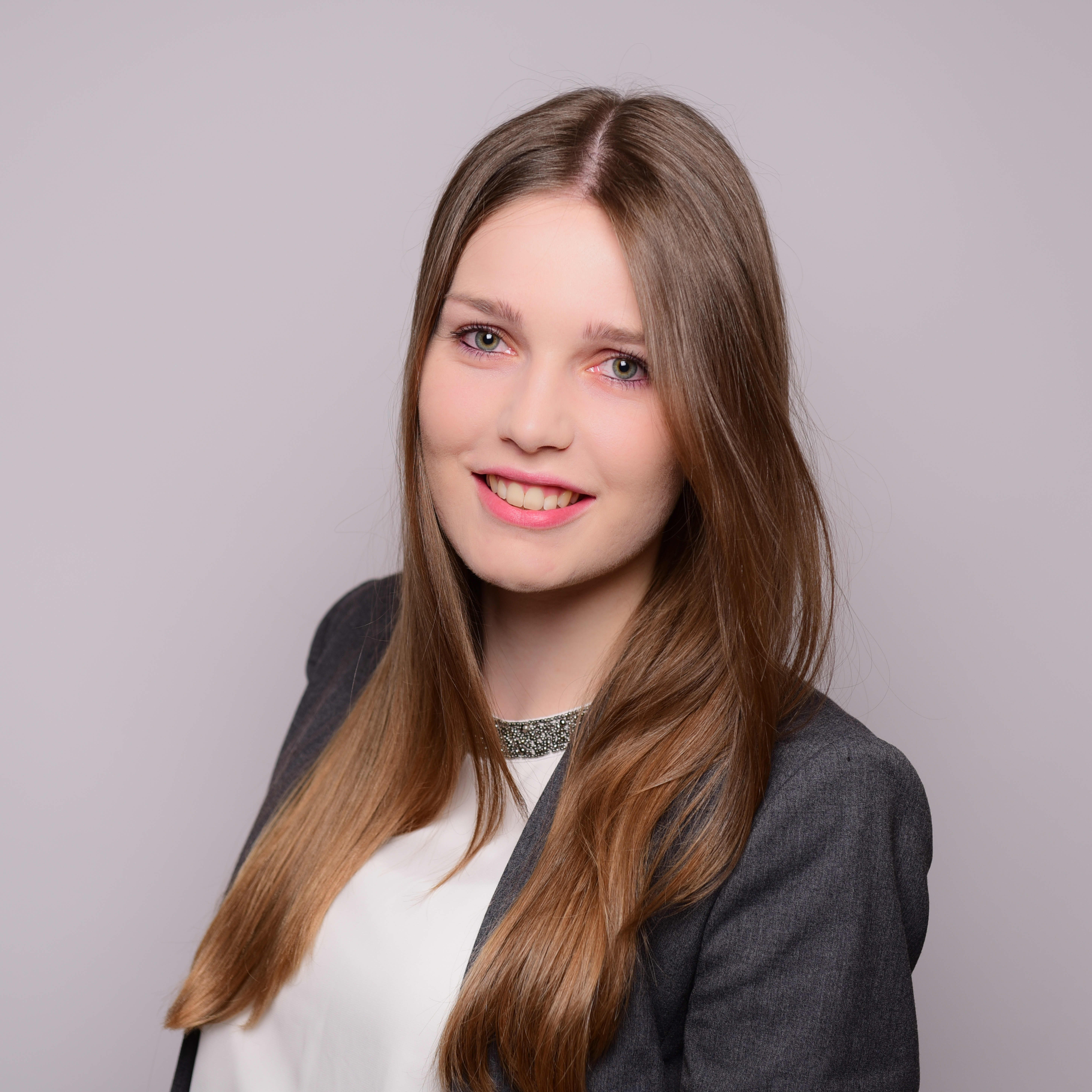 IU Team | Deine Ansprechpartner auf einen Blick