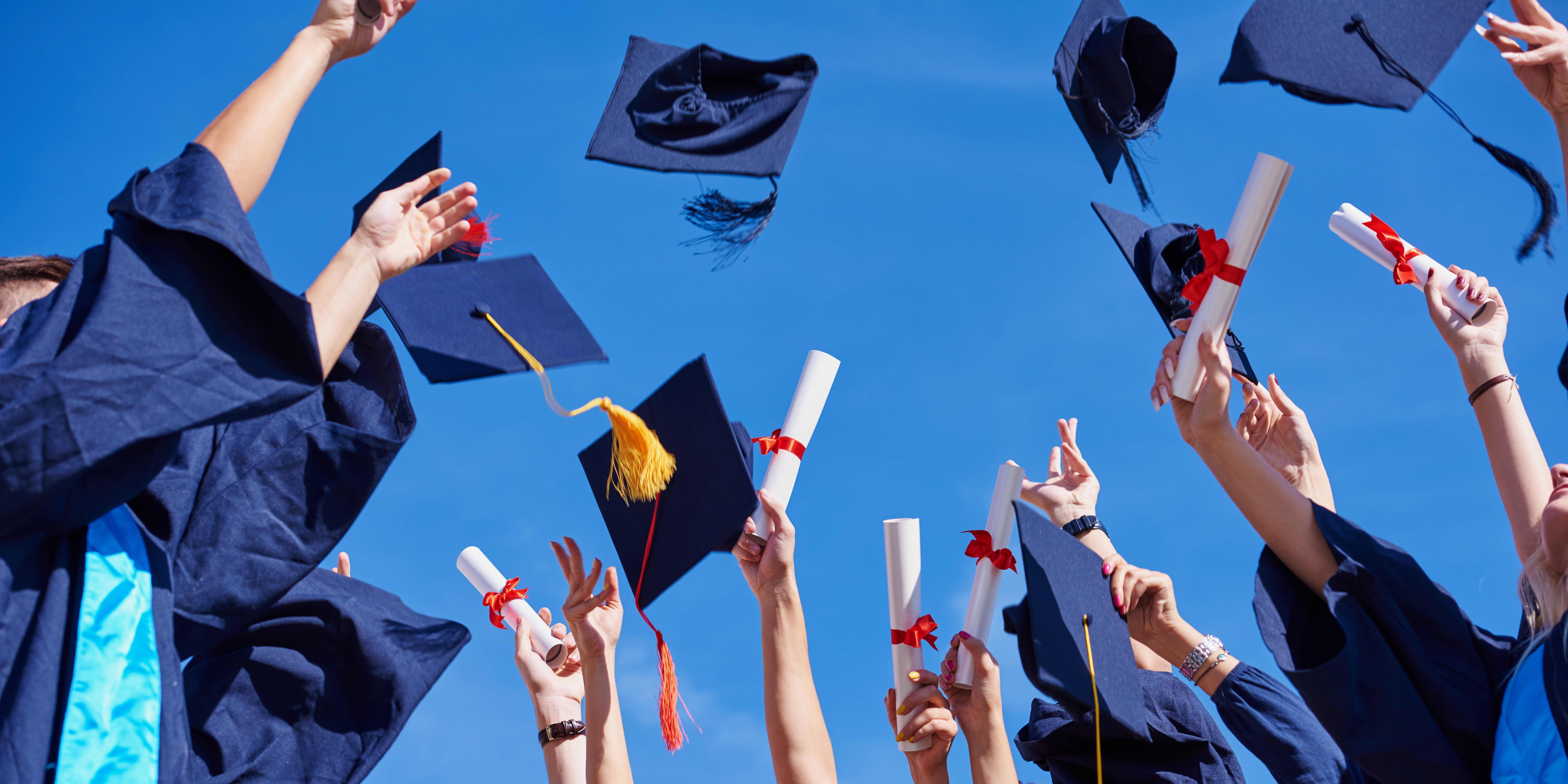 Alumni Community and Network | IU International