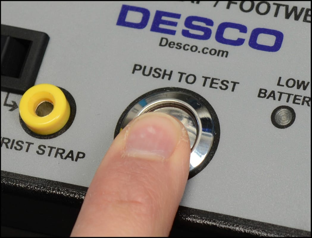 DESCO 19280 - Wrist Strap and Footwear Combo Tester | TEquipment