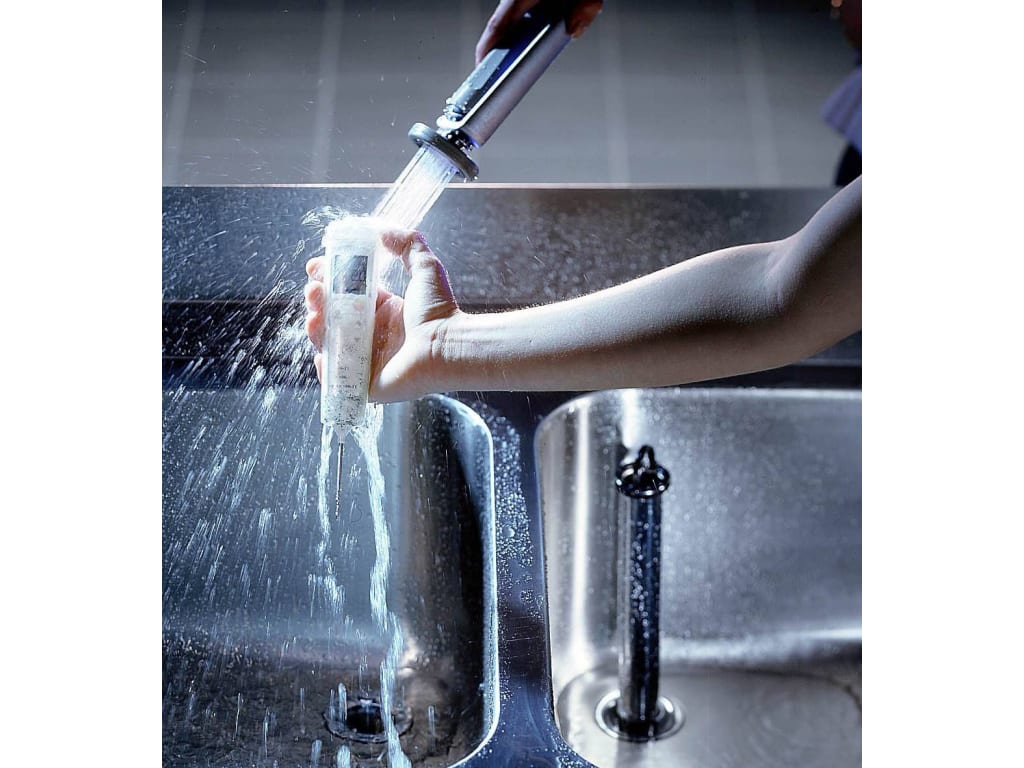 Testo 0563 8315 - Kit with 831 Infrared Thermometer and 106 Penetration ...