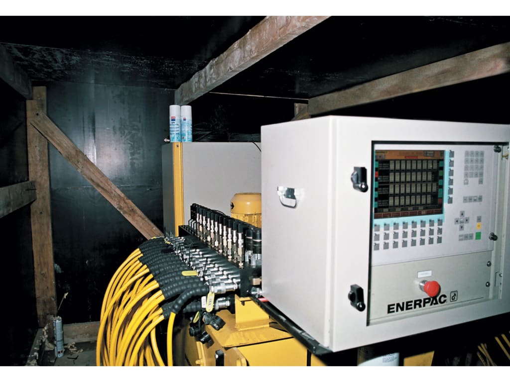 Enerpac C604 - High Flow Hydraulic Coupler, Complete Set | TEquipment