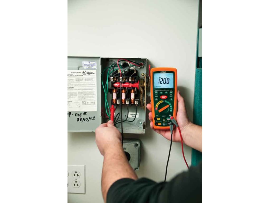 Extech MG300 Insulation Tester / Multimeter with Wireless PC Interface ...