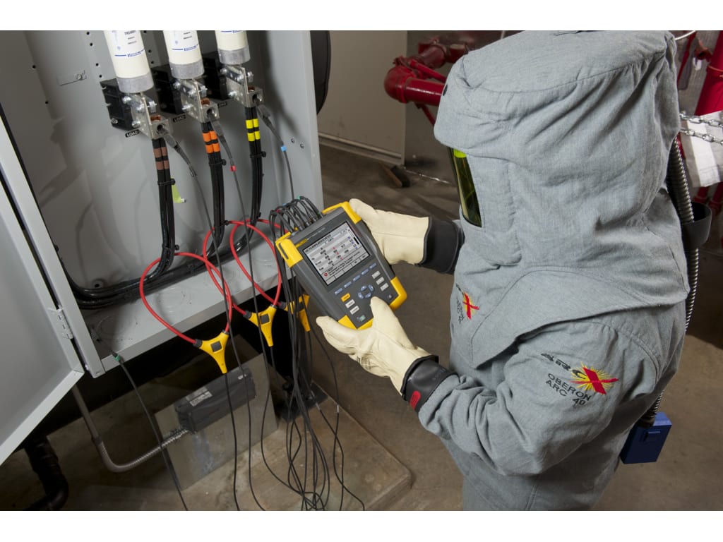Fluke 434-II Energy Analyzer Three-Phase | TEquipment