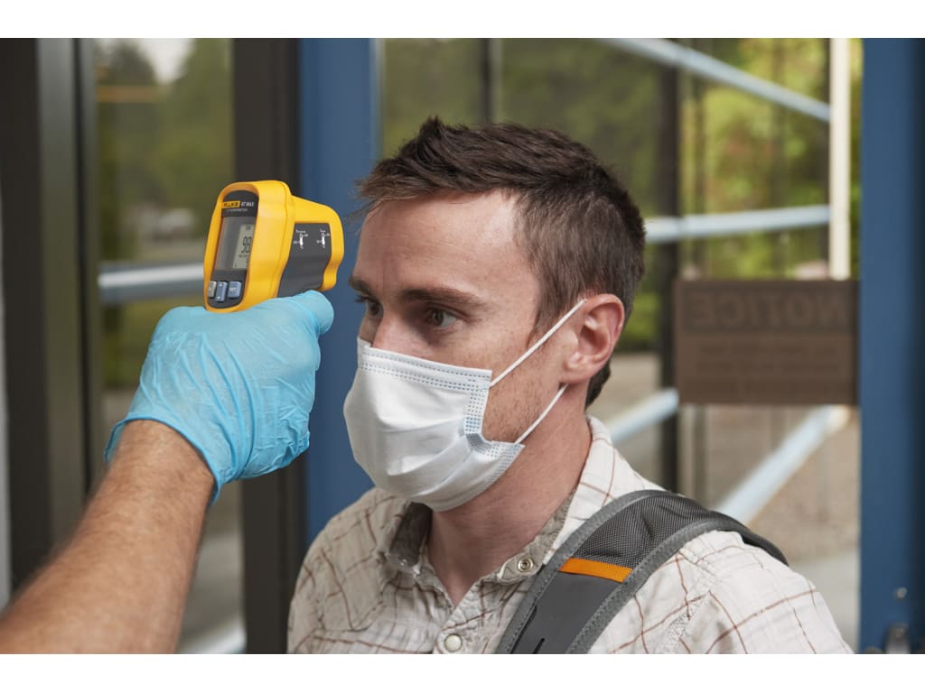 Fluke 67 MAX - Clinical Infrared Thermometer (±0.5°F Accuracy Over ...