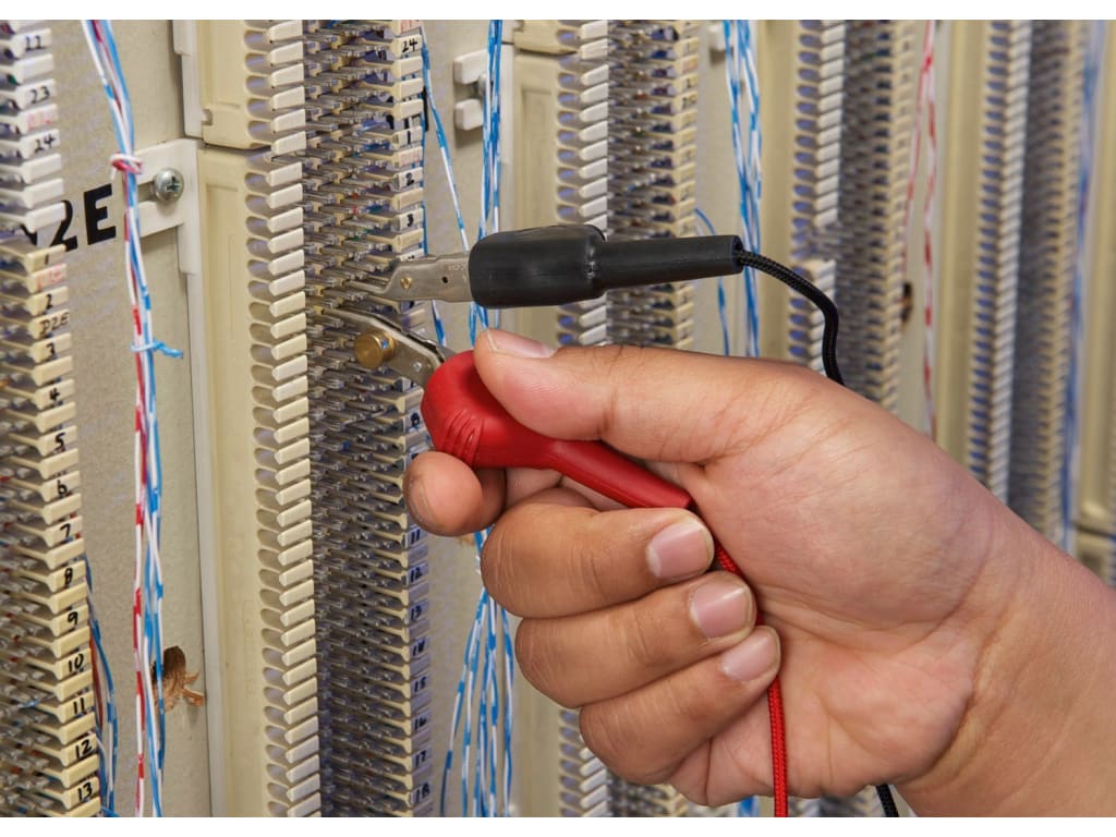 Fluke Networks P4480001 TS52/44/42 Replacement Line Cord with Angled ...