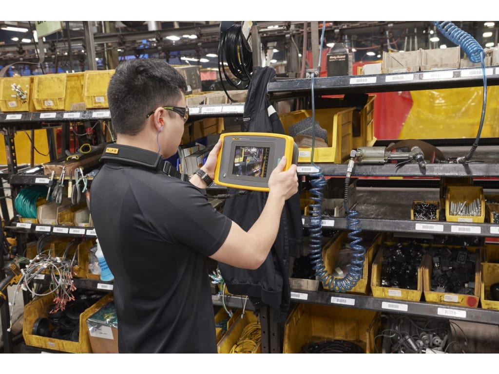Fluke II900 Sonic Industrial Imager with SoundSight™ ultrasound ...