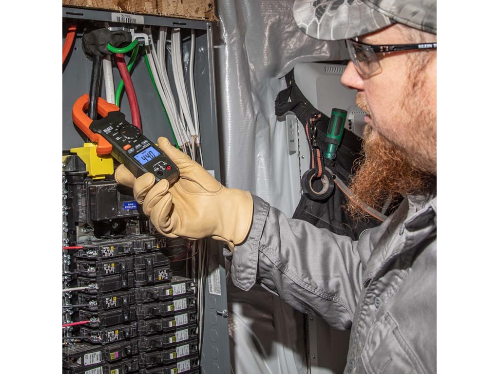 Klein CL120 - Digital Clamp Meter, AC Auto-Ranging 400 Amp | TEquipment