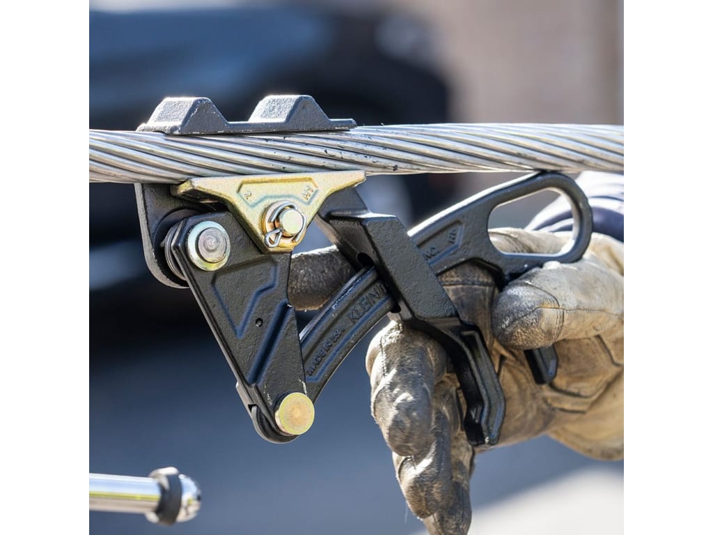 Klein Tools 16477 - Wide Range Distribution Grip | TEquipment