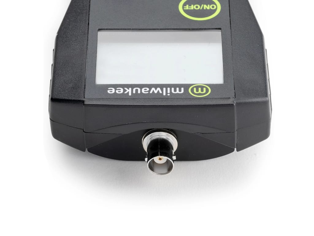 Milwaukee MW101 - PRO pH Meter | TEquipment