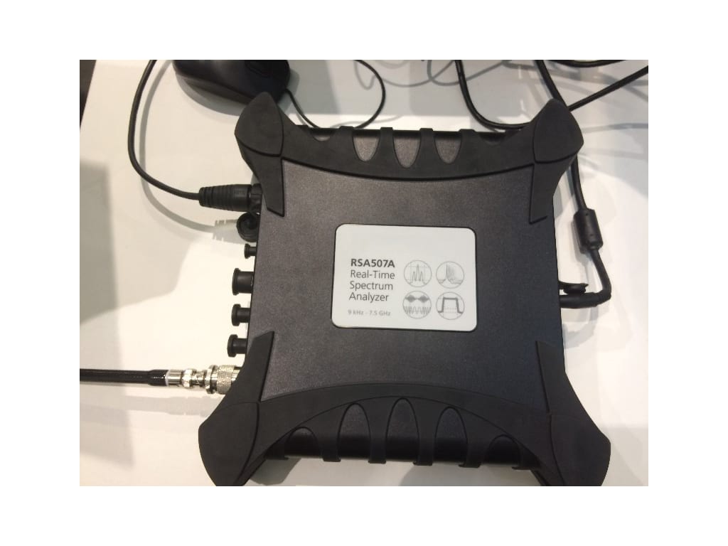 Tektronix RSA507A - 9 kHz - 7.5 GHz USB Real Time Spectrum Analyzer ...