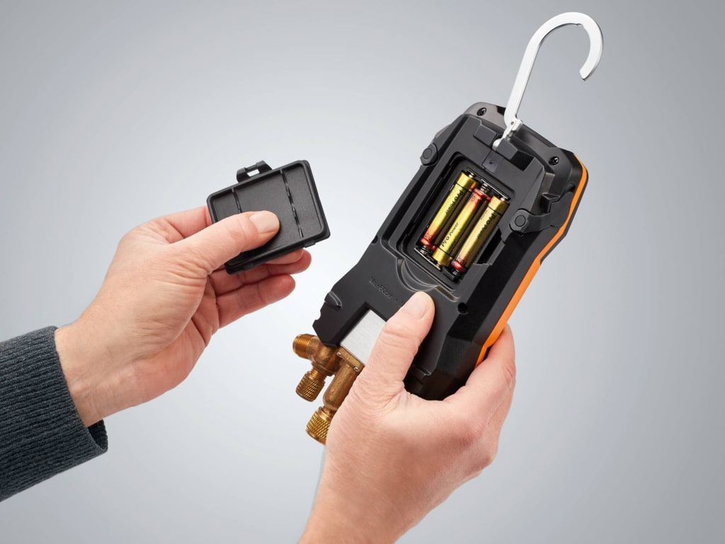 Testo 570S - Digital Manifold with 4-Way Valve block with Intelligent ...