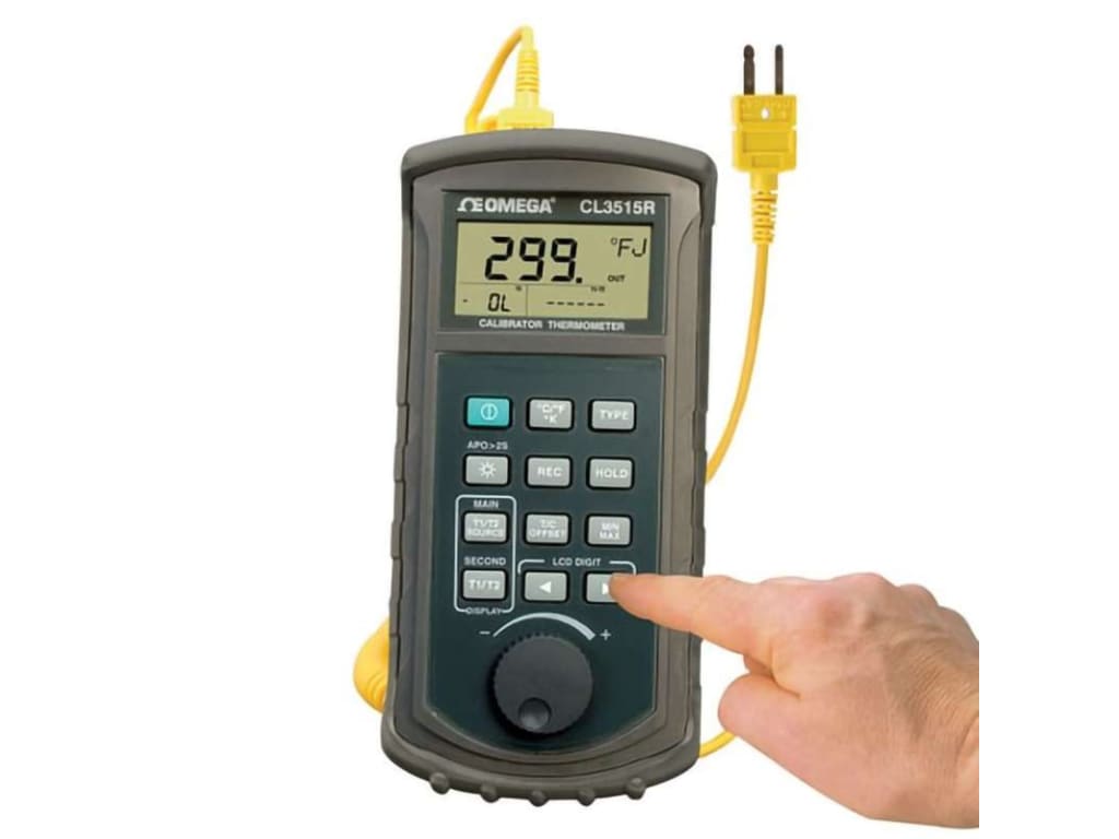 Omega Engineering CL3515R - Temperature Calibrator & Thermometer, +/- 0 ...