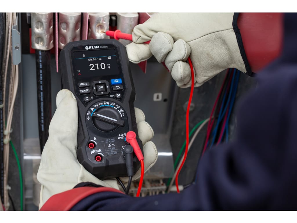 FLIR DM286 - Industrial Imaging Multimeter with IGM (160 x 120 ...