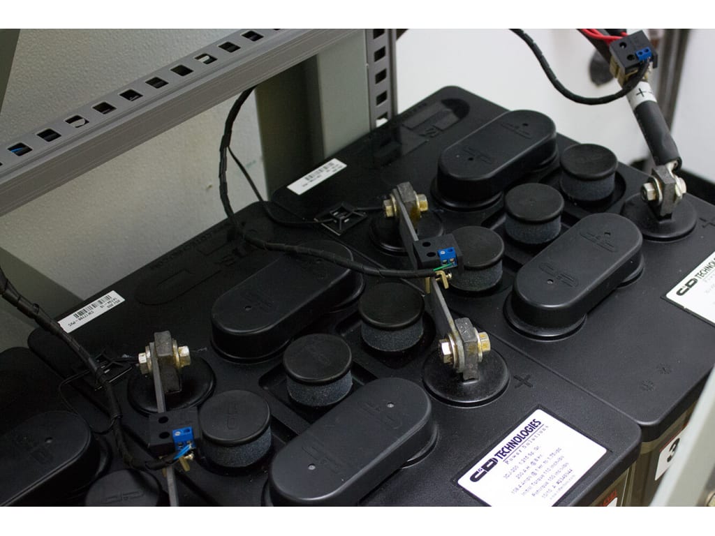 Up to 448 Jars (448 Cells) Battery Monitoring System | TEquipment