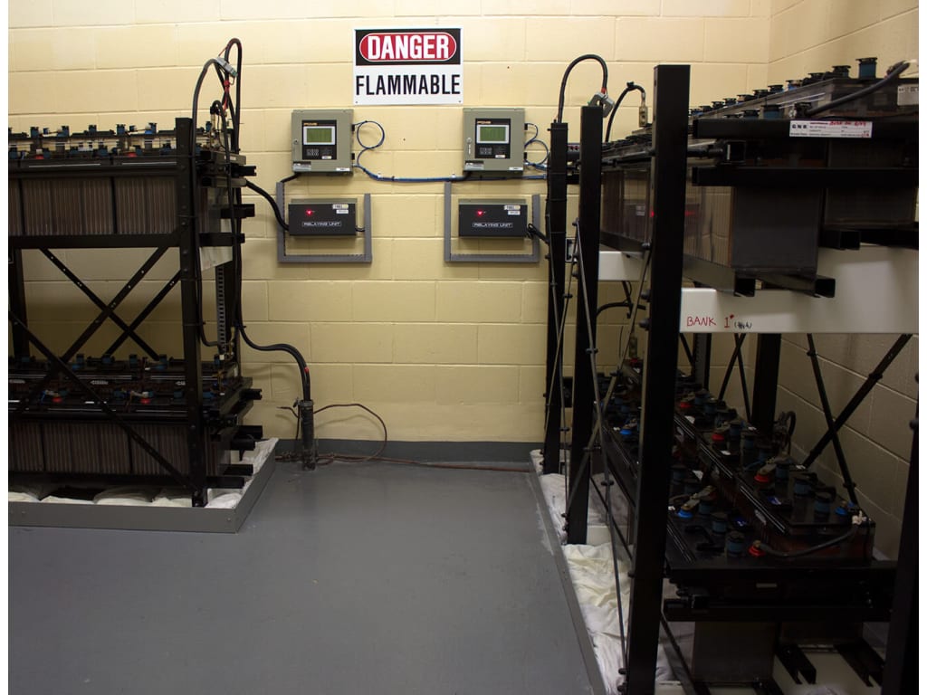 Up to 448 Jars (448 Cells) Battery Monitoring System | TEquipment