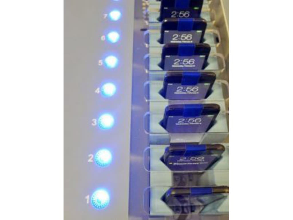 Datamation DS-UniDock Sync and Charge Docking Station for 16 Smart ...