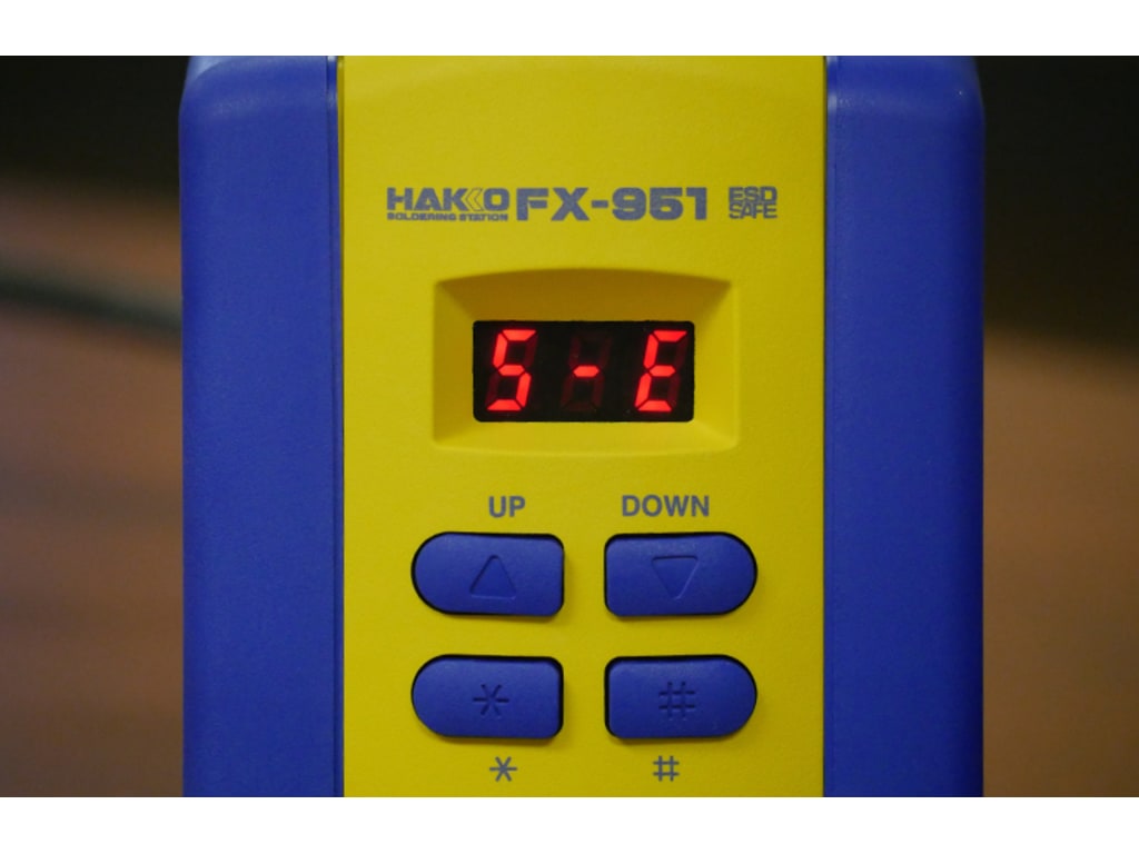 Hakko FX951-66 Soldering Station | TEquipment