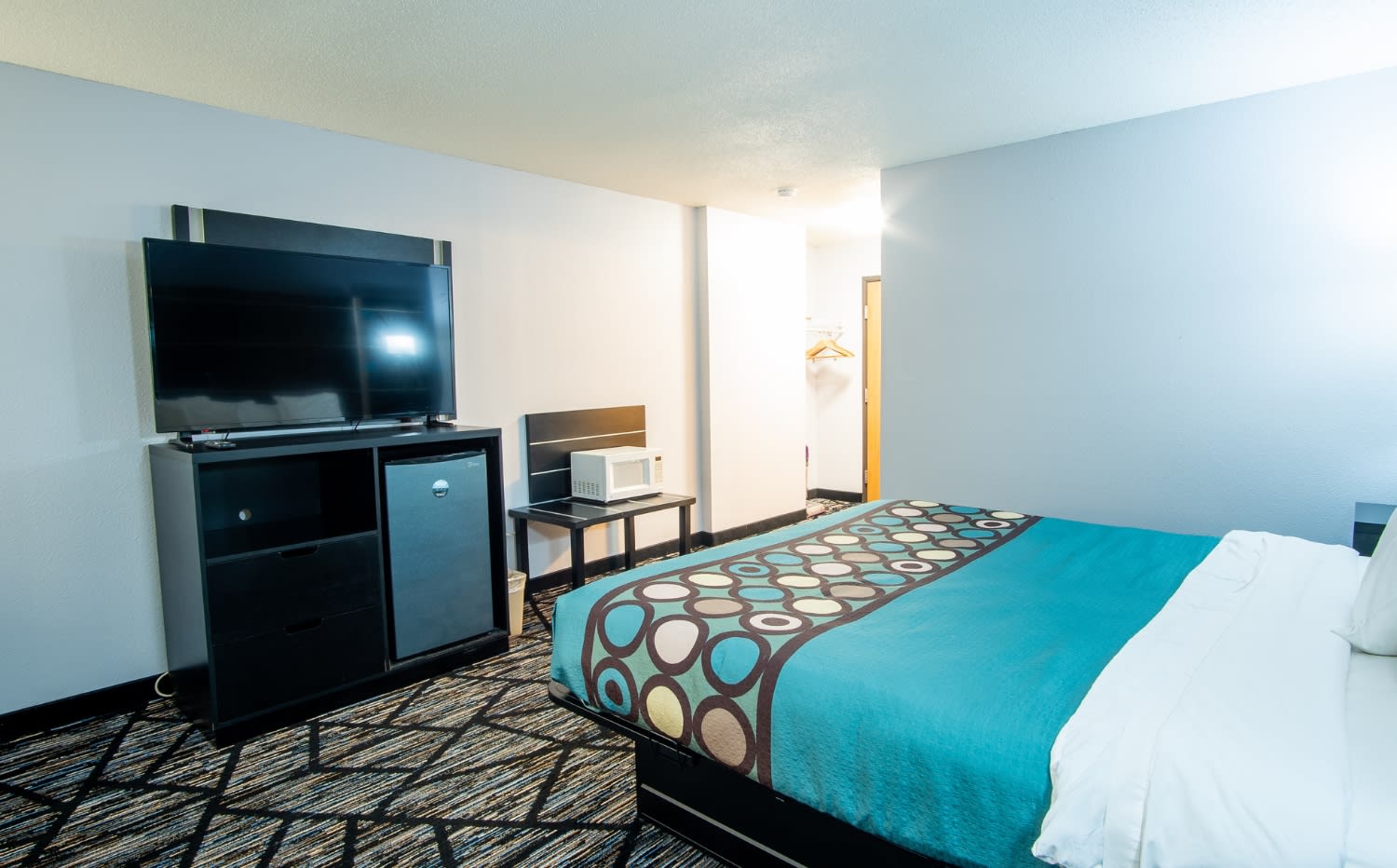 Coratel Inn and Suites by Jasper New Richmond - Jasper Rooms