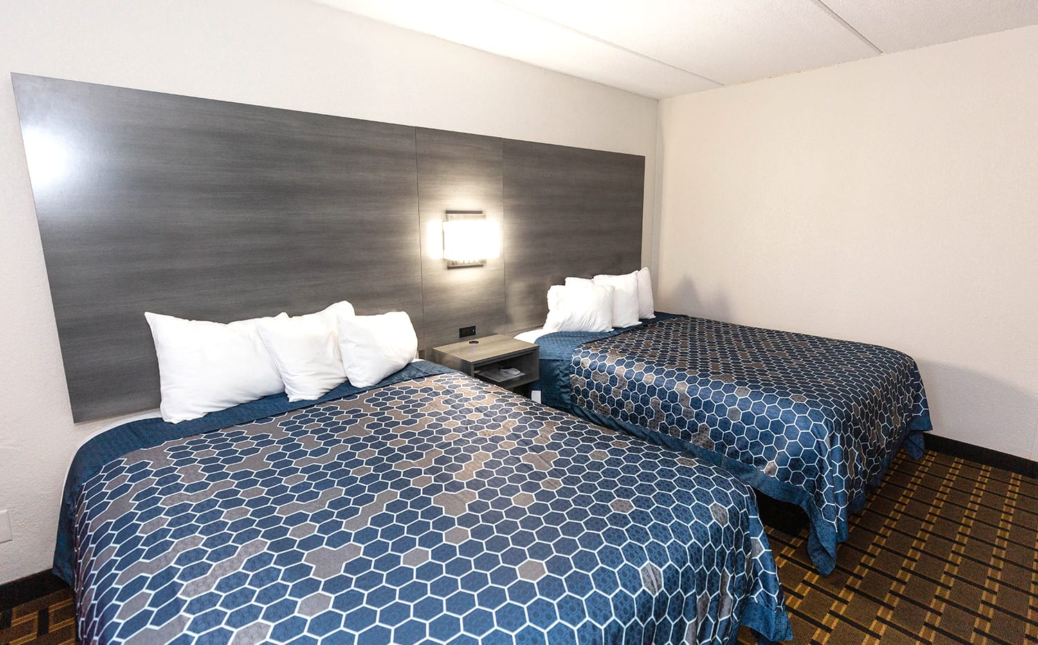Coratel Inn and Suites by Jasper Mankato - Jasper Rooms