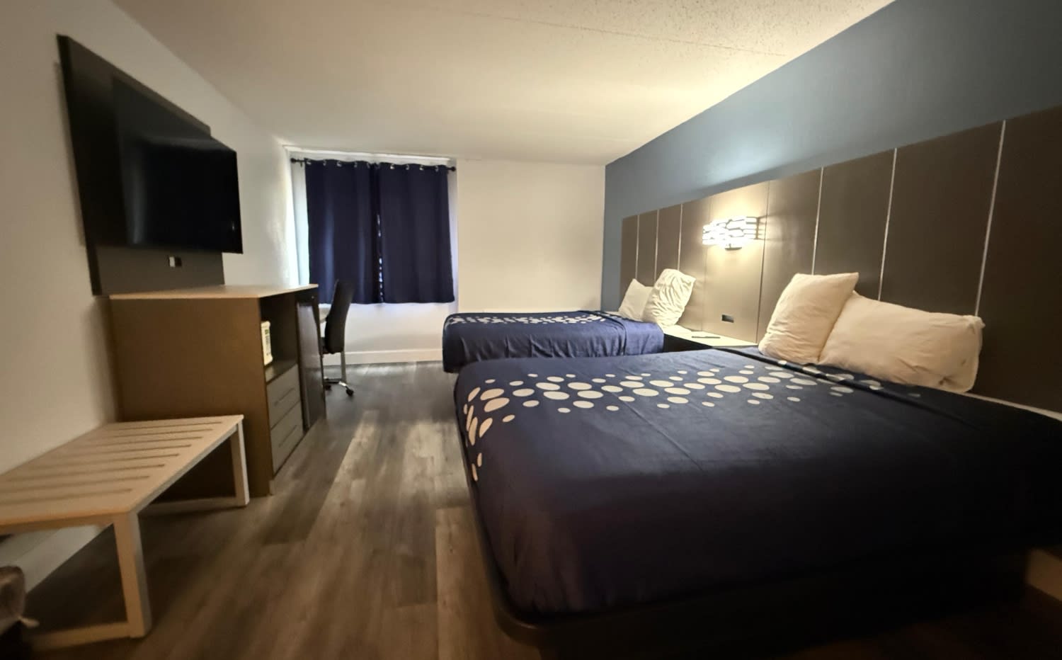 Coratel Inn & Suites by Jasper La Crosse - Jasper Rooms