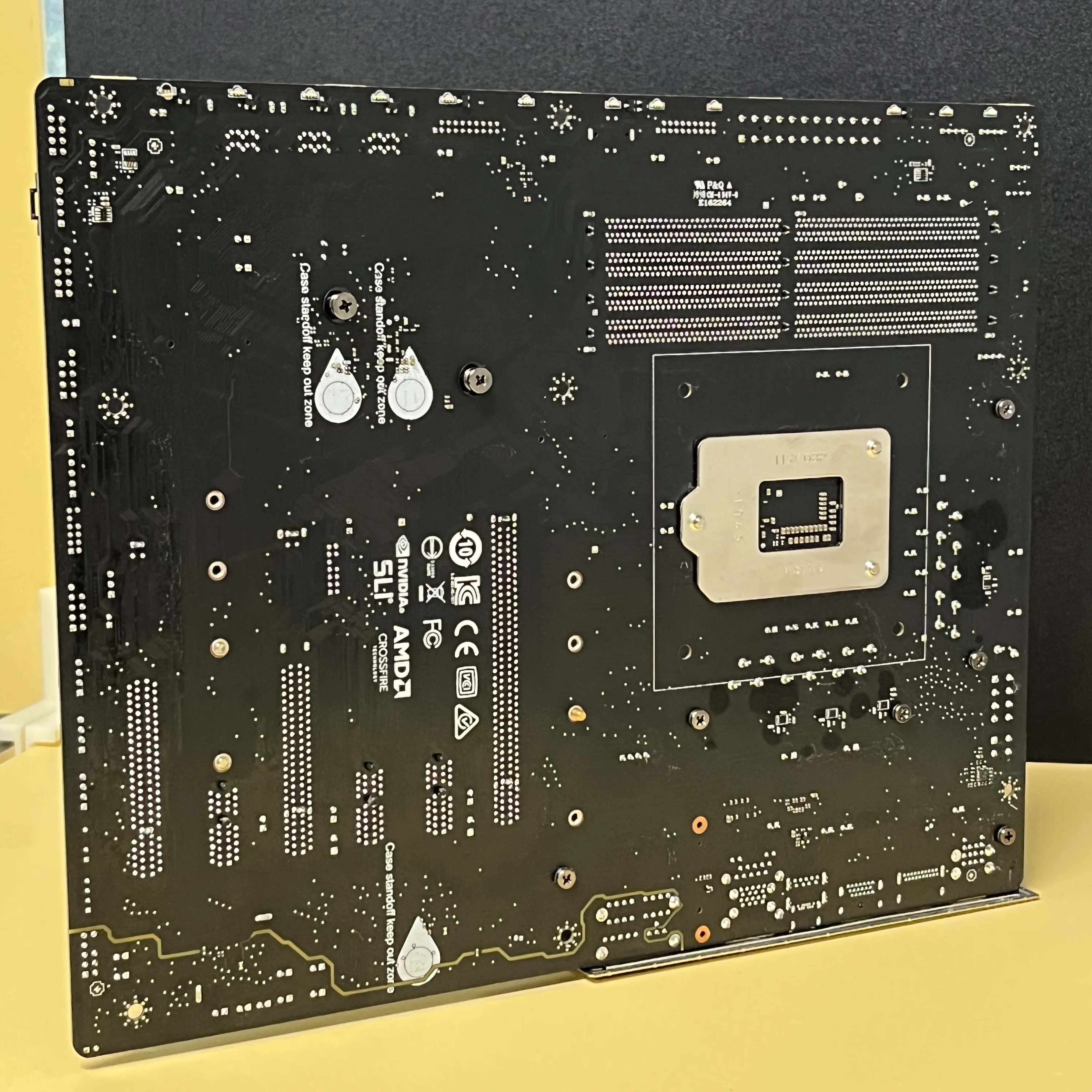 MSI z390 + i7 8700 combo | Jawa MSI z390 + i7 8700 combo | Jawa