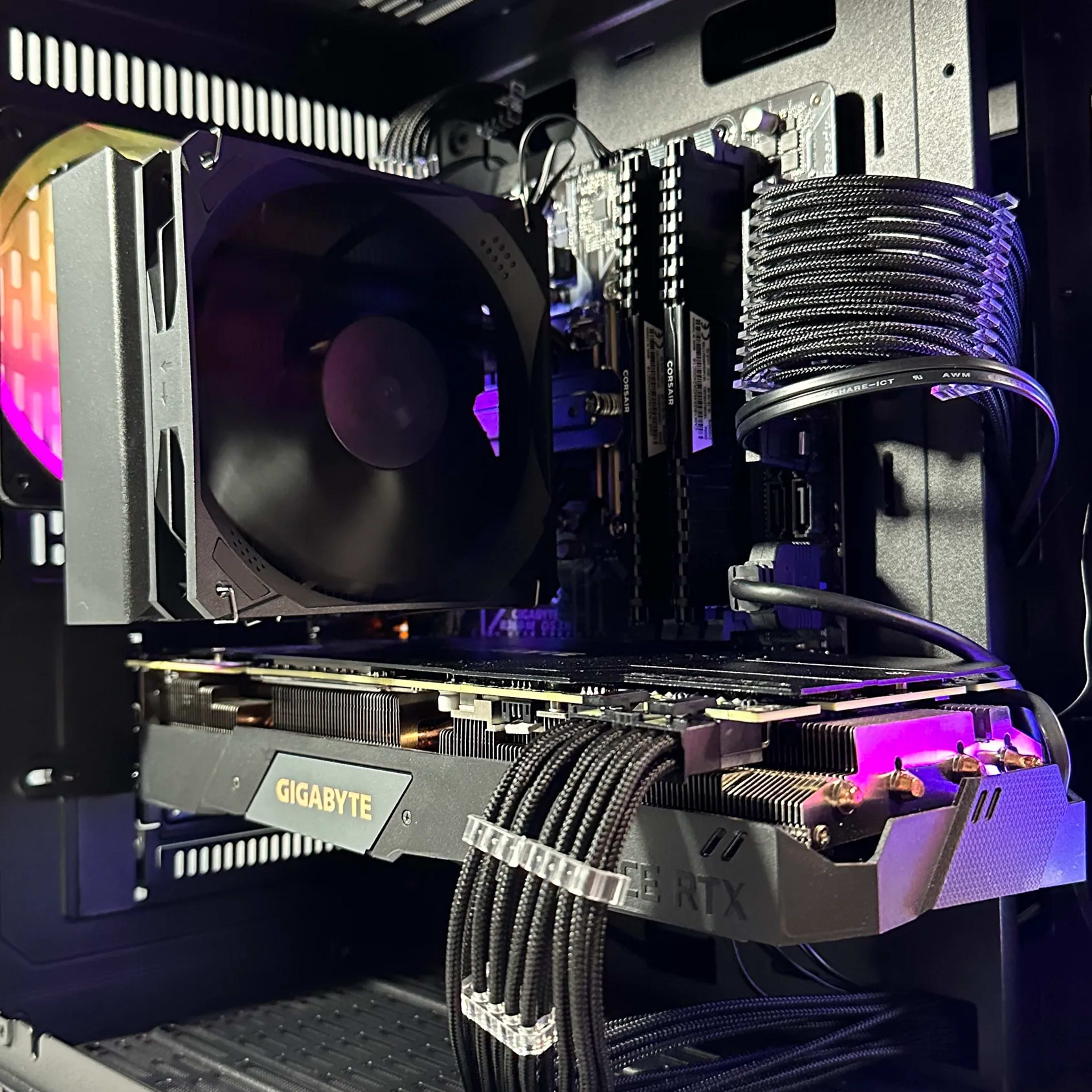 RTX 2070 Super | Intel i5 9400F | 16GB RAM | 1TB SSD RTX 2070 Super | Intel i5 9400F | 16GB RAM | 1TB SSD