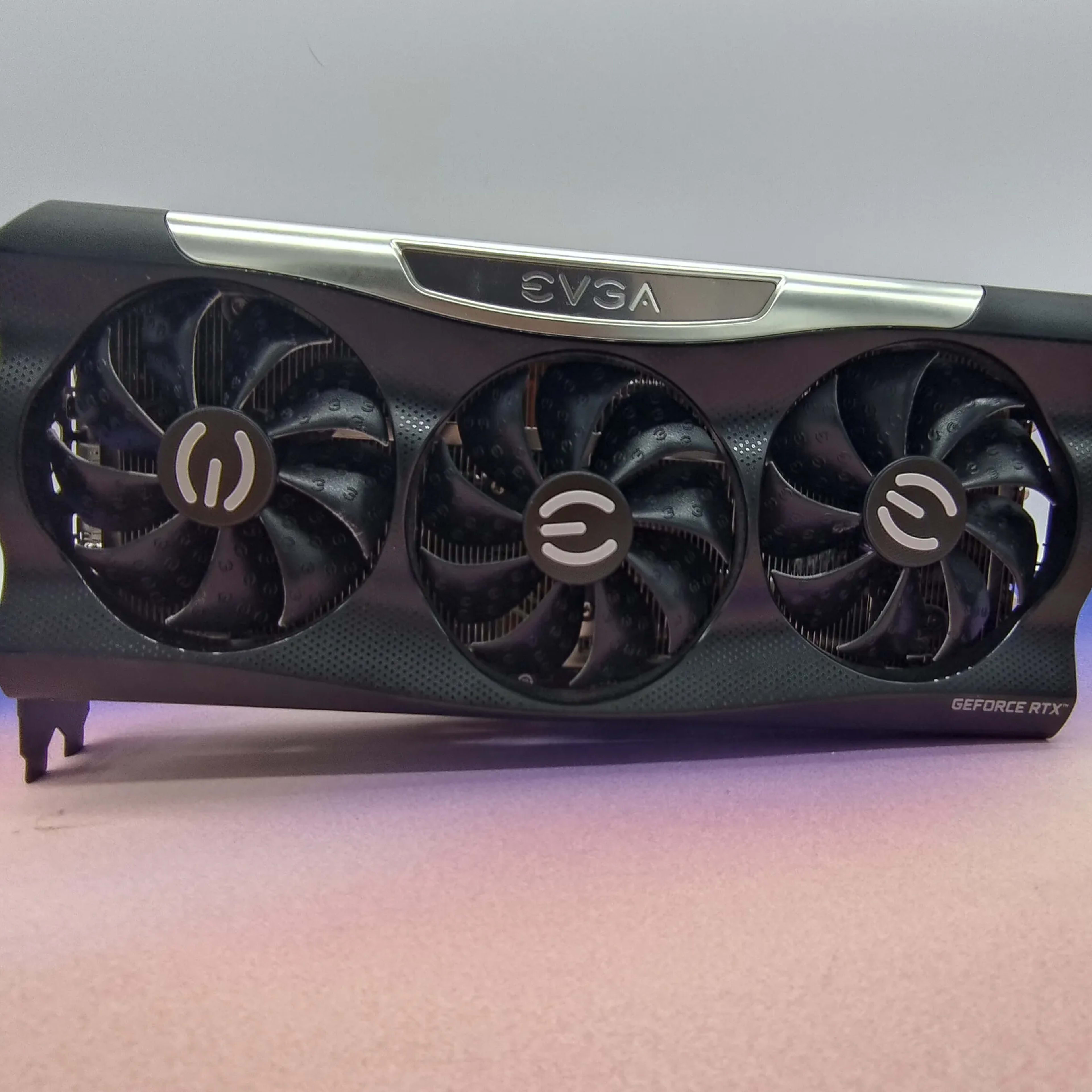 EVGA RTX 3090 FTW3 Ultra | Jawa EVGA RTX 3090 FTW3 Ultra | Jawa