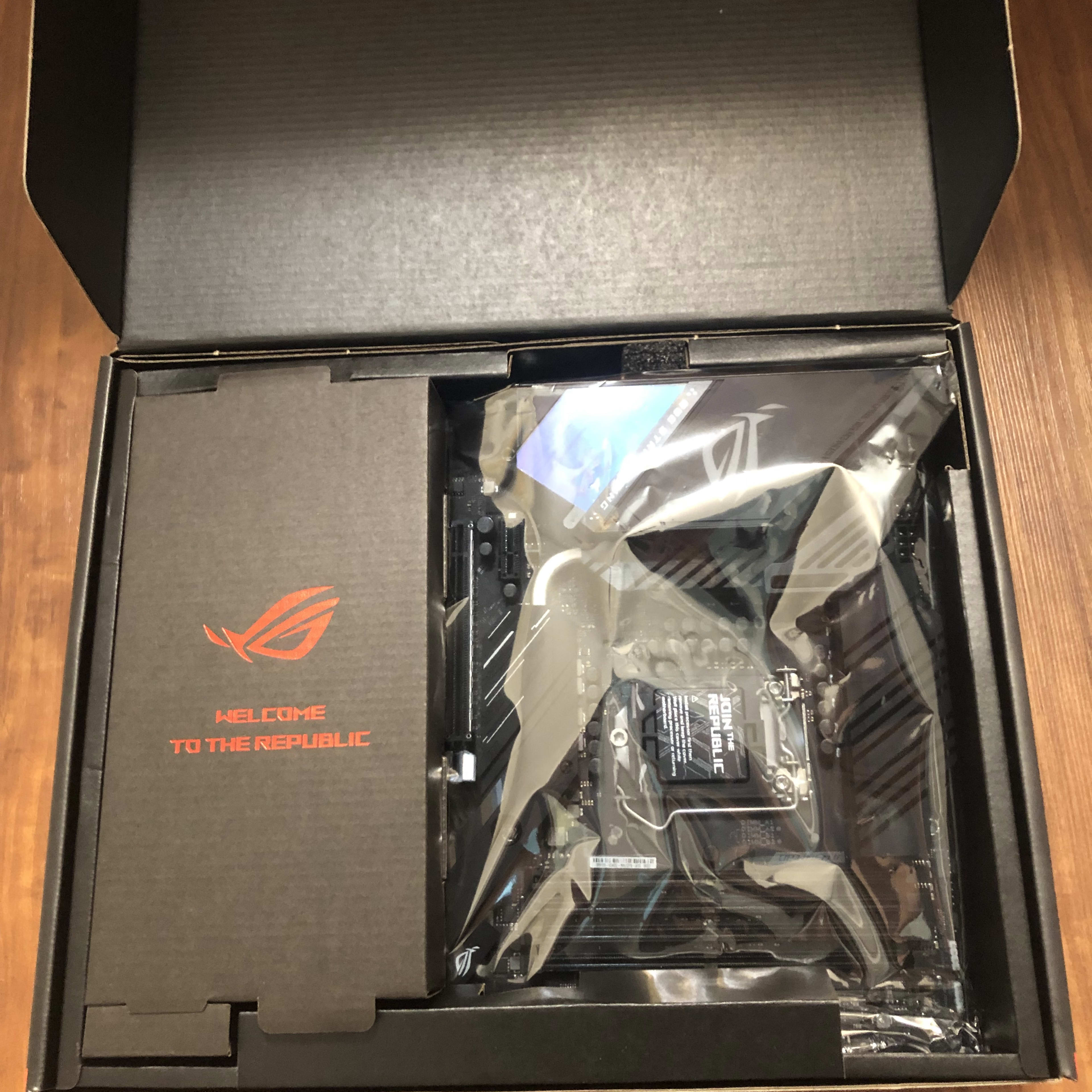 Combo: I7-10700k + Asus Z490E + 32GB RAM (3200mhz) + 1TB HHD Combo: I7-10700k + Asus Z490E + 32GB RAM (3200mhz) + 1TB HHD