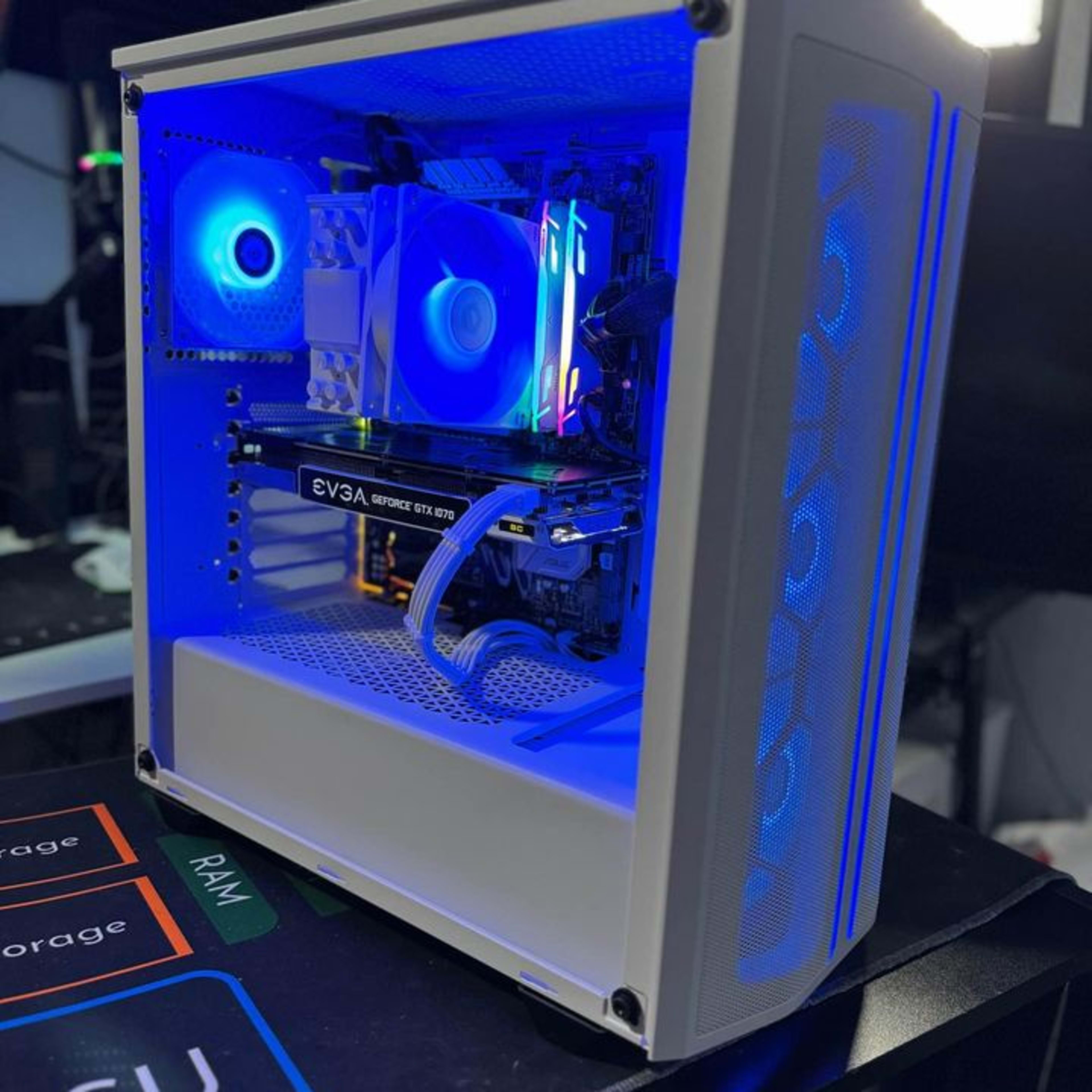 All white RGB Gaming PC - Ryzen 5 2600X - GTX 1070 - 32GB All white RGB Gaming PC - Ryzen 5 2600X - GTX 1070 - 32GB