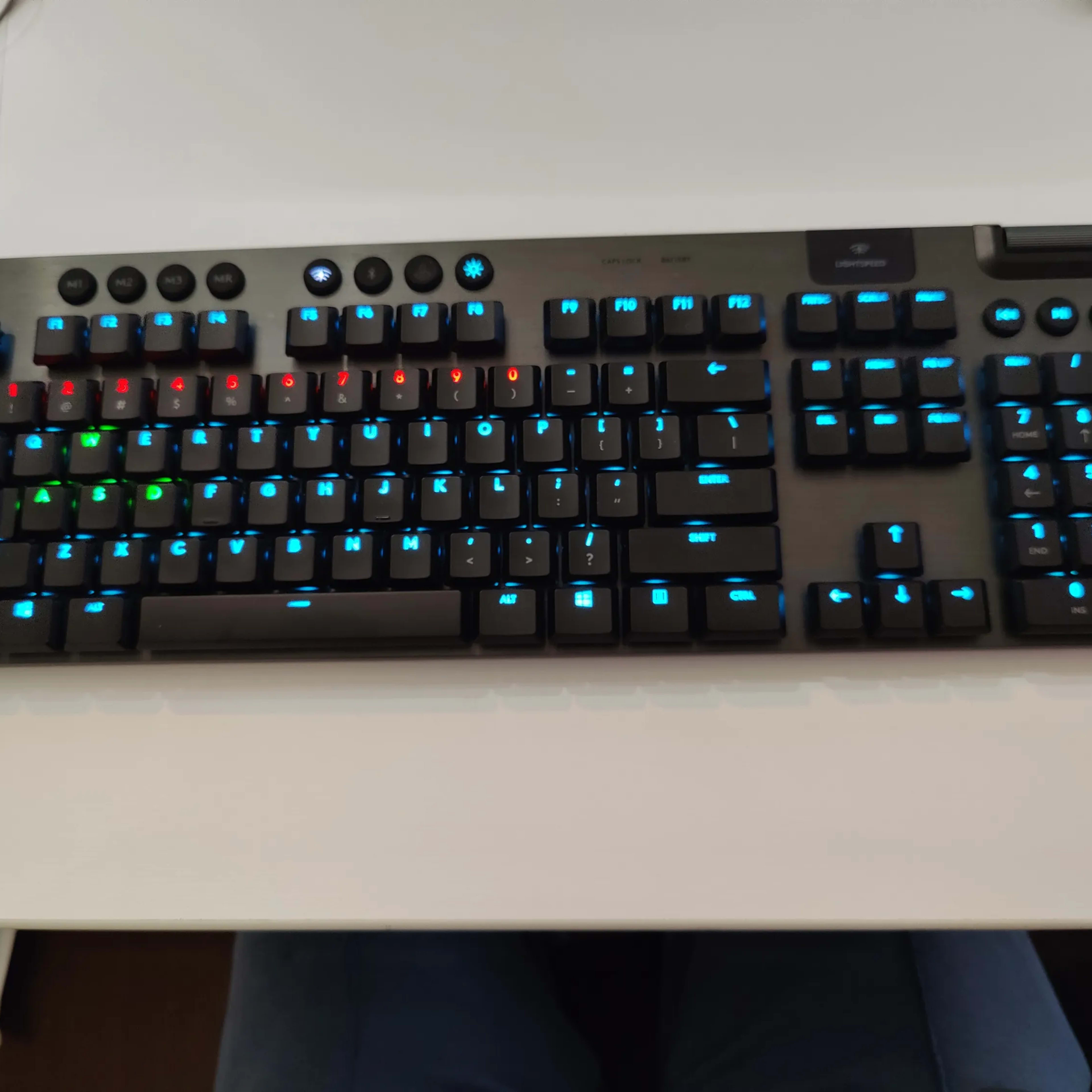 Logitech G915 Lightspeed | Jawa