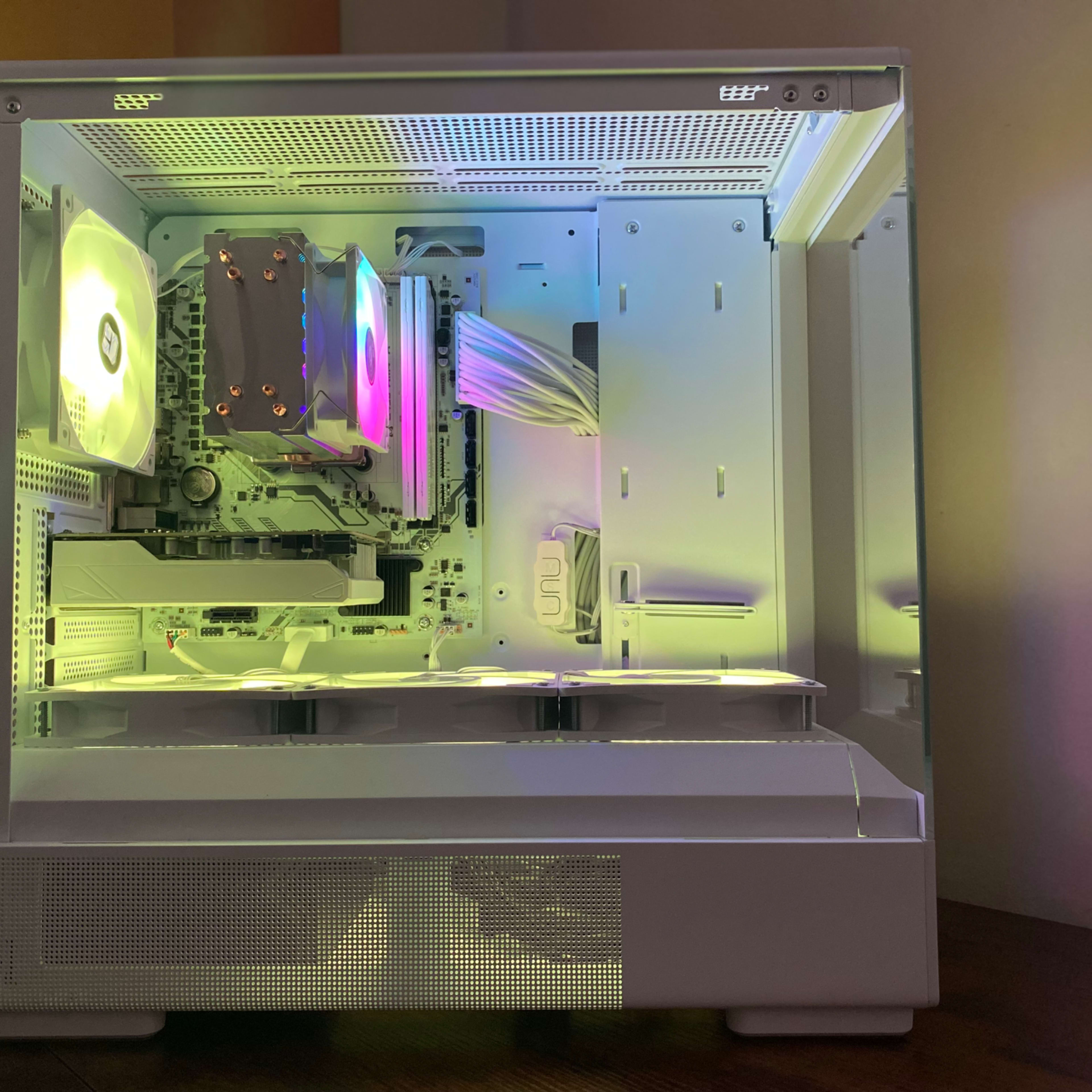 Ryzen 5 2600X | 1660 Super | 512gb SSD | 32gb Ram | Jawa Ryzen 5 2600X | 1660 Super | 512gb SSD | 32gb Ram | Jawa