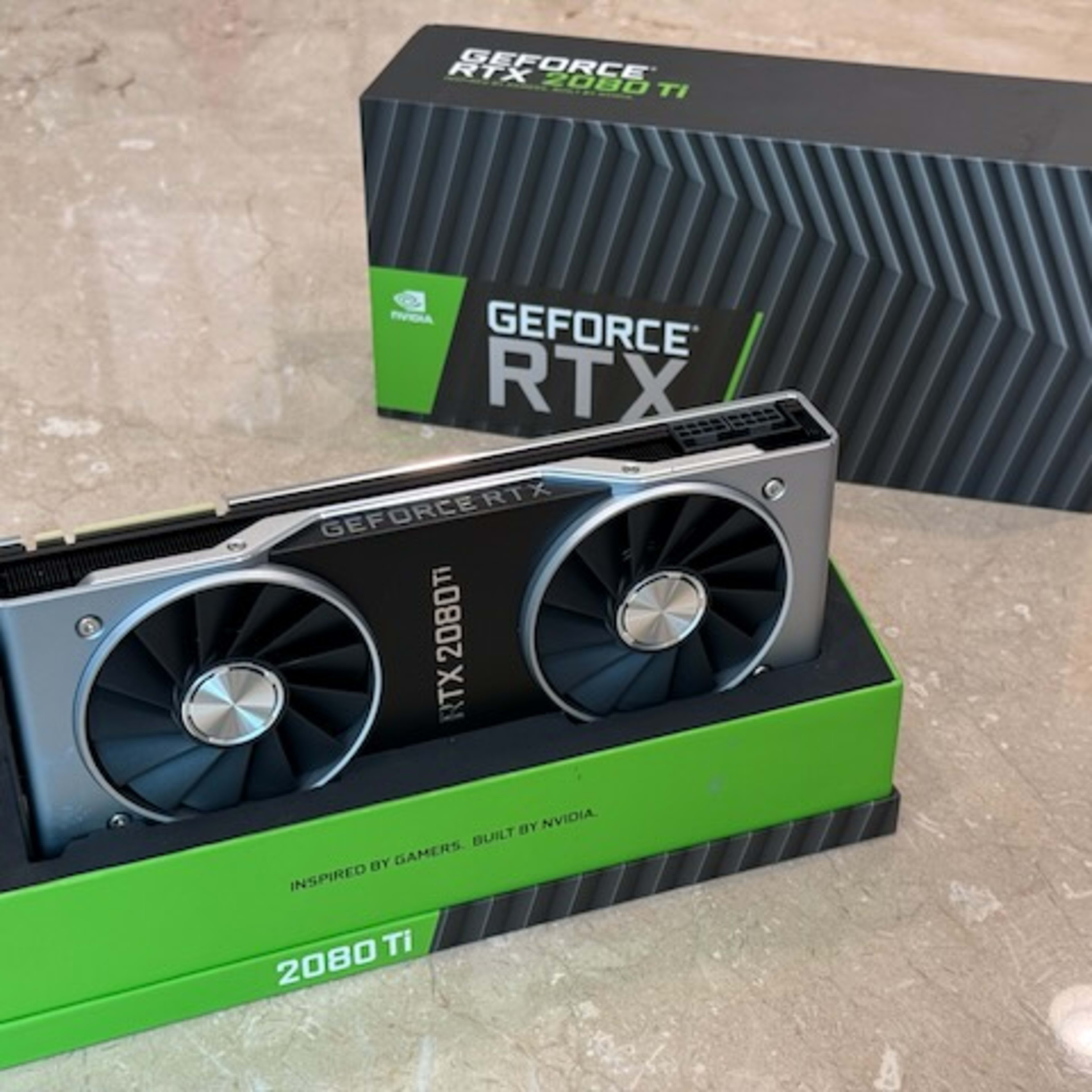 Founders Edition NVIDIA GeForce RTX 2080 Ti - 11GB GDDR6 Founders Edition NVIDIA GeForce RTX 2080 Ti - 11GB GDDR6