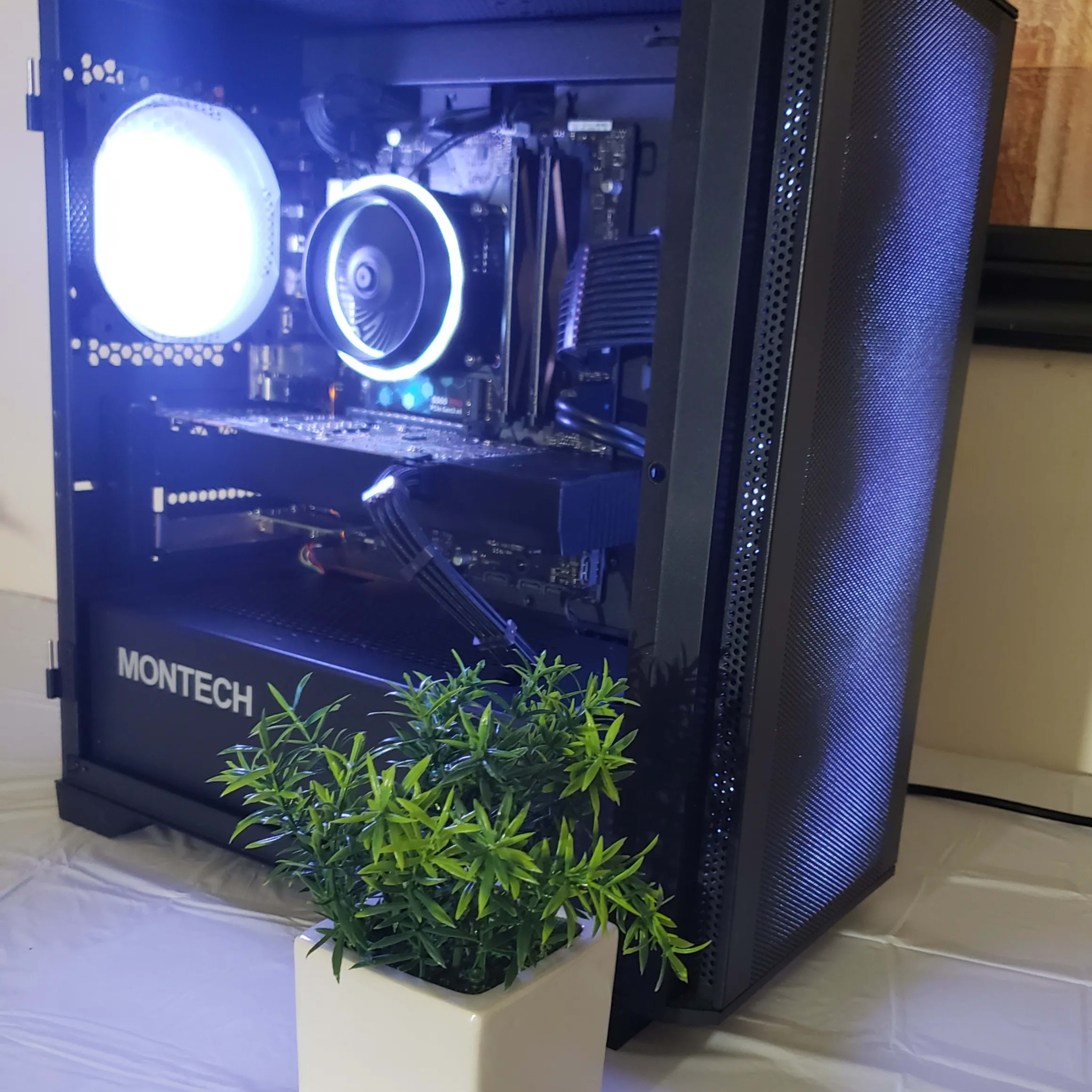 Gaming PC - Custom RGB - i5-9400F + GTX 1070 (8GB) + 2x8 Gaming PC - Custom RGB - i5-9400F + GTX 1070 (8GB) + 2x8