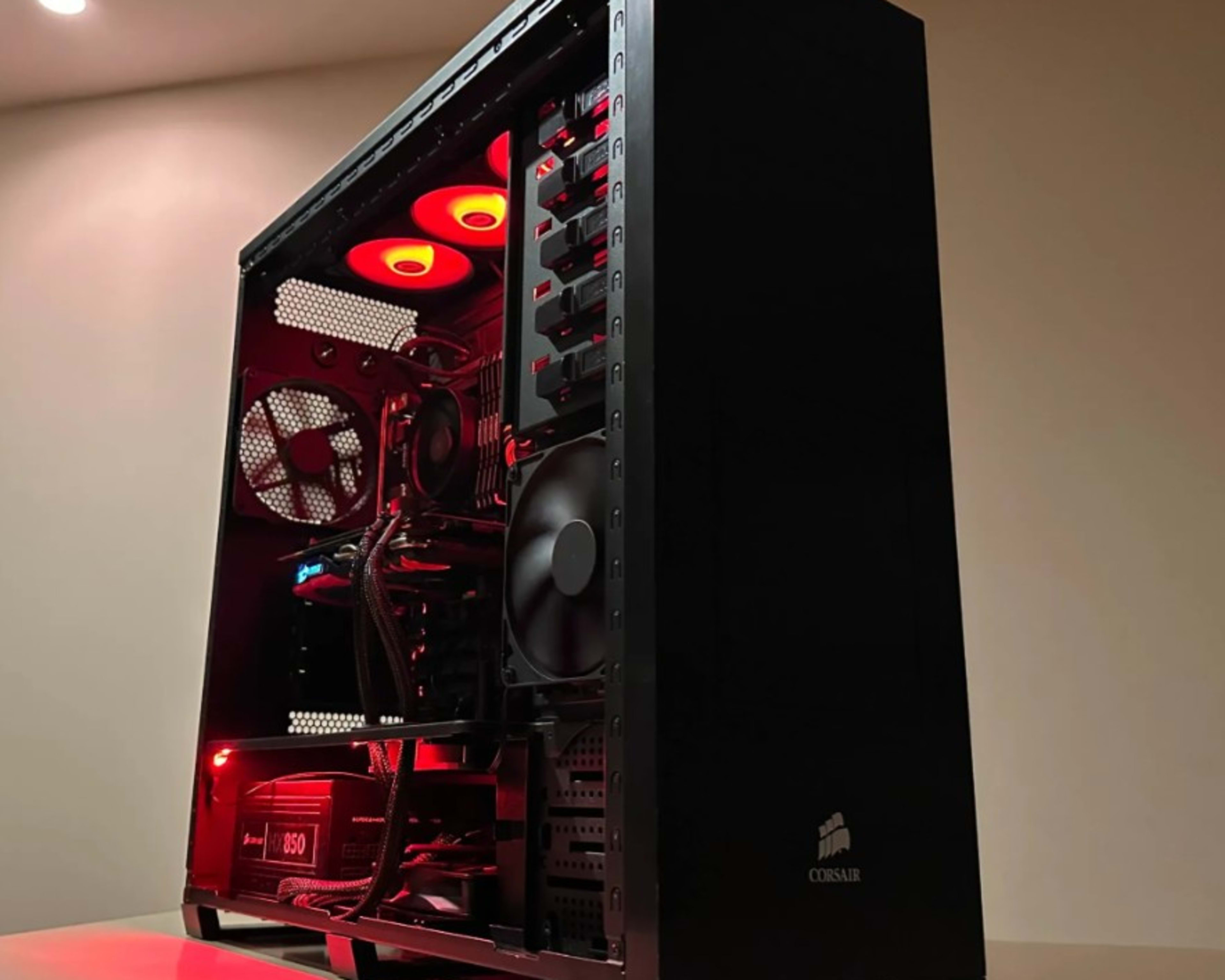 Mid Range White/Blue/Black Gaming PC (Intel 12100f + GTX Mid Range White/Blue/Black Gaming PC (Intel 12100f + GTX