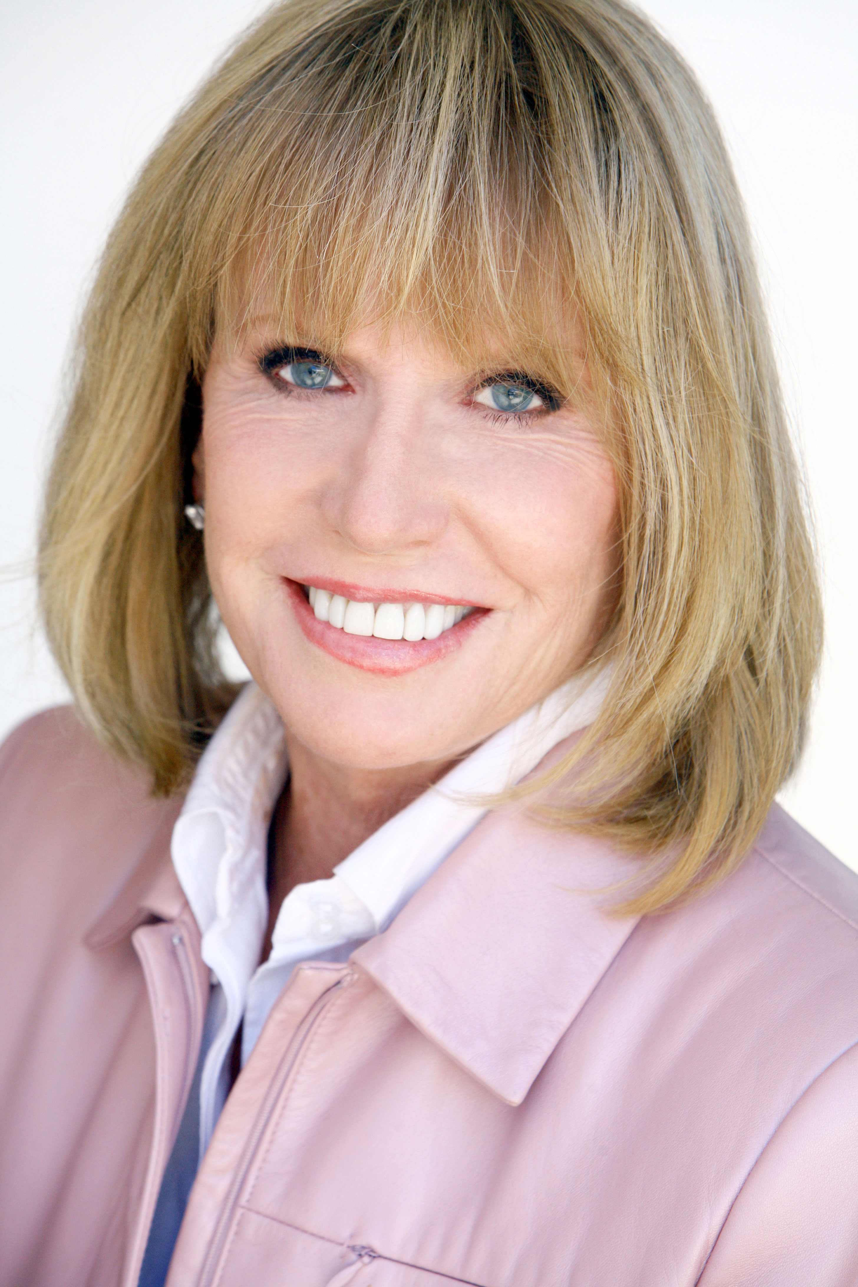 Leslie Charleson A Long Running Soap Opera Icon With A Heartfelt Story