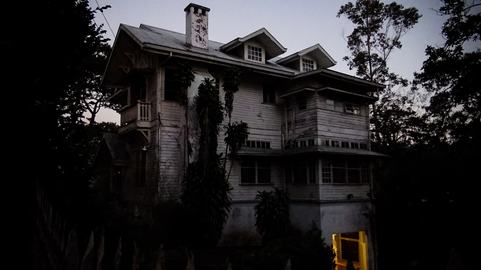 The Spirits of Laperal White House: Hauntings from the Past | Horror